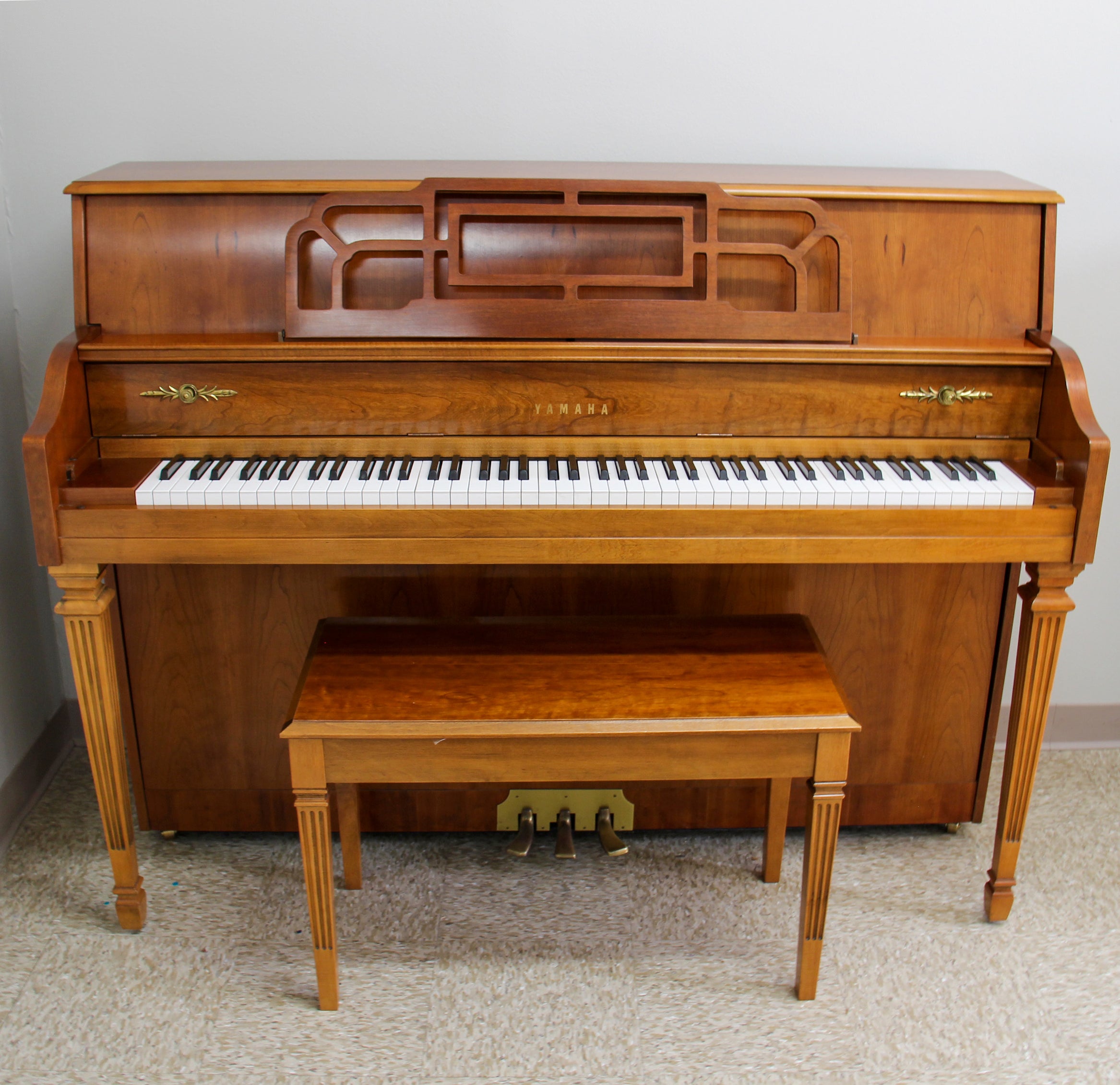 Yamaha M500 Console Upright Piano (0493)Alamo Music CenterYamahaUPRIGHT ...