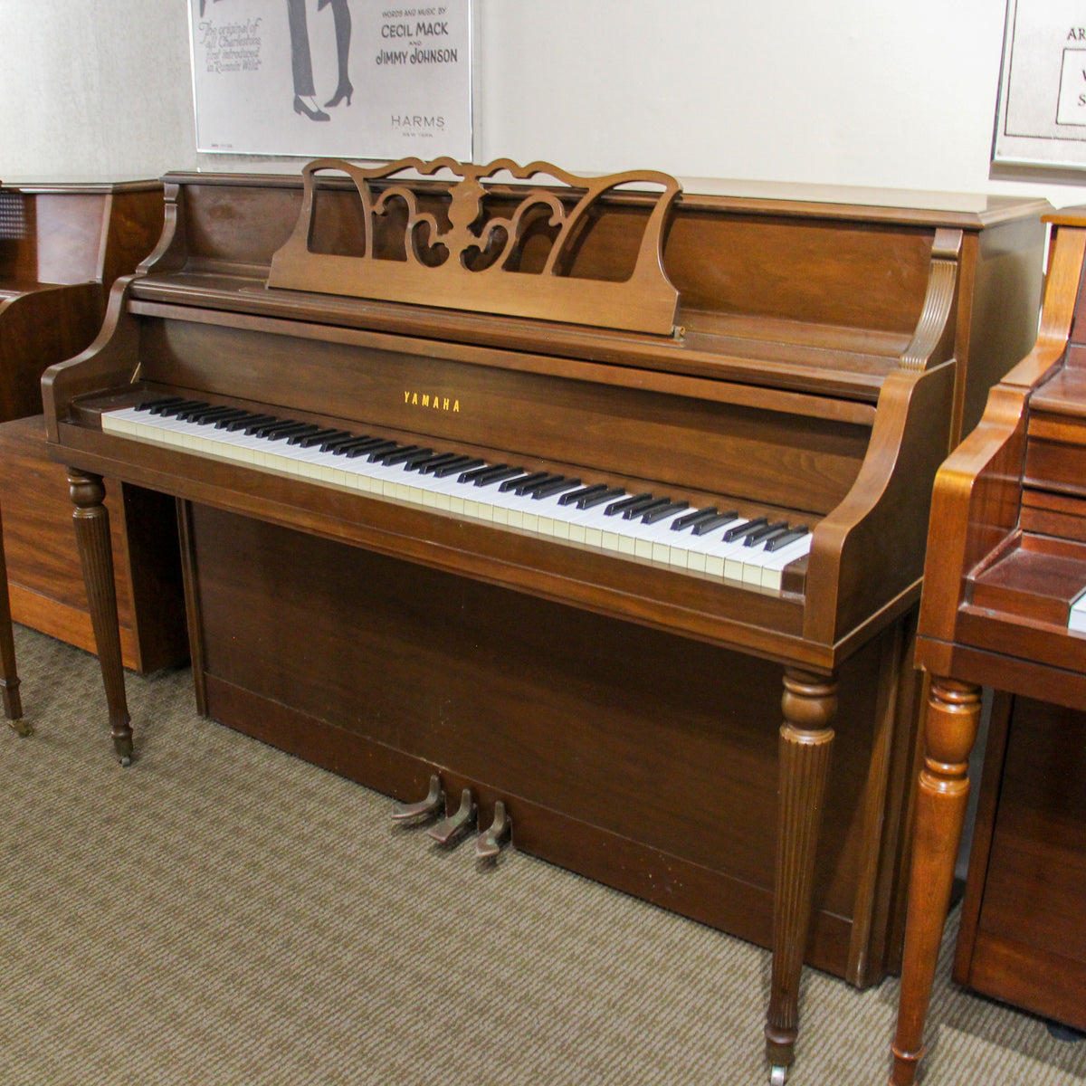 Yamaha Dark Walnut Furniture Console PianoAlamo Music ...