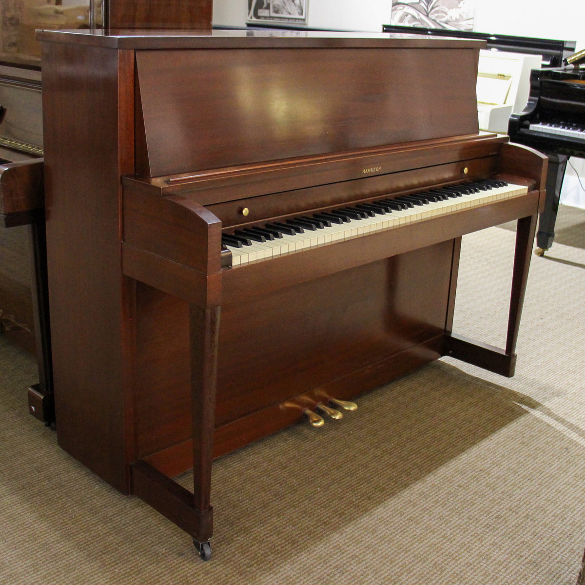 Hamilton Studio PianoAlamo Music CenterHamiltonUPRIGHT PIANOS