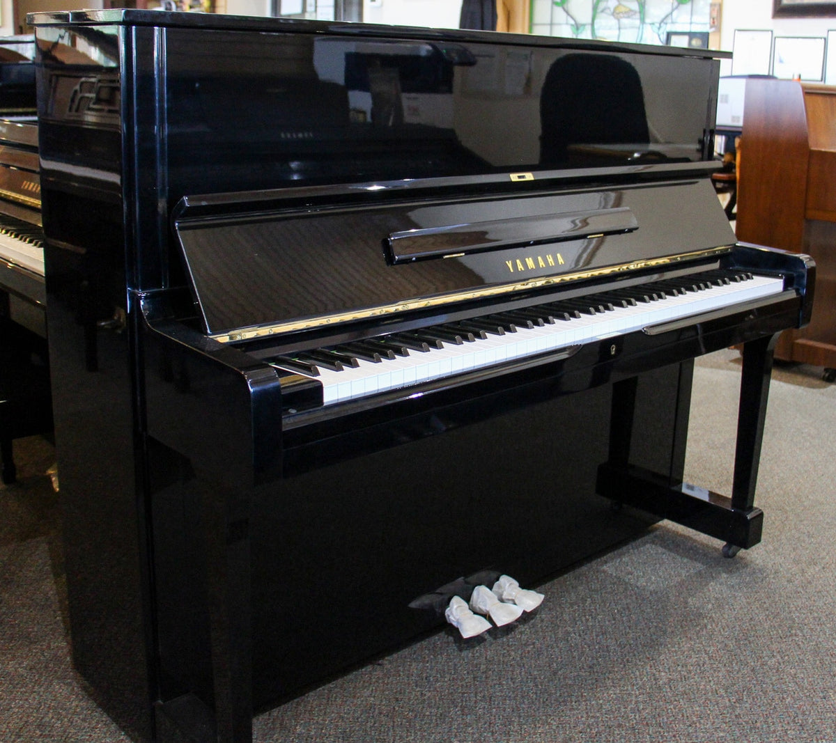 Yamaha 48" U1H Professional Collection Upright Piano | Polished Ebony ...