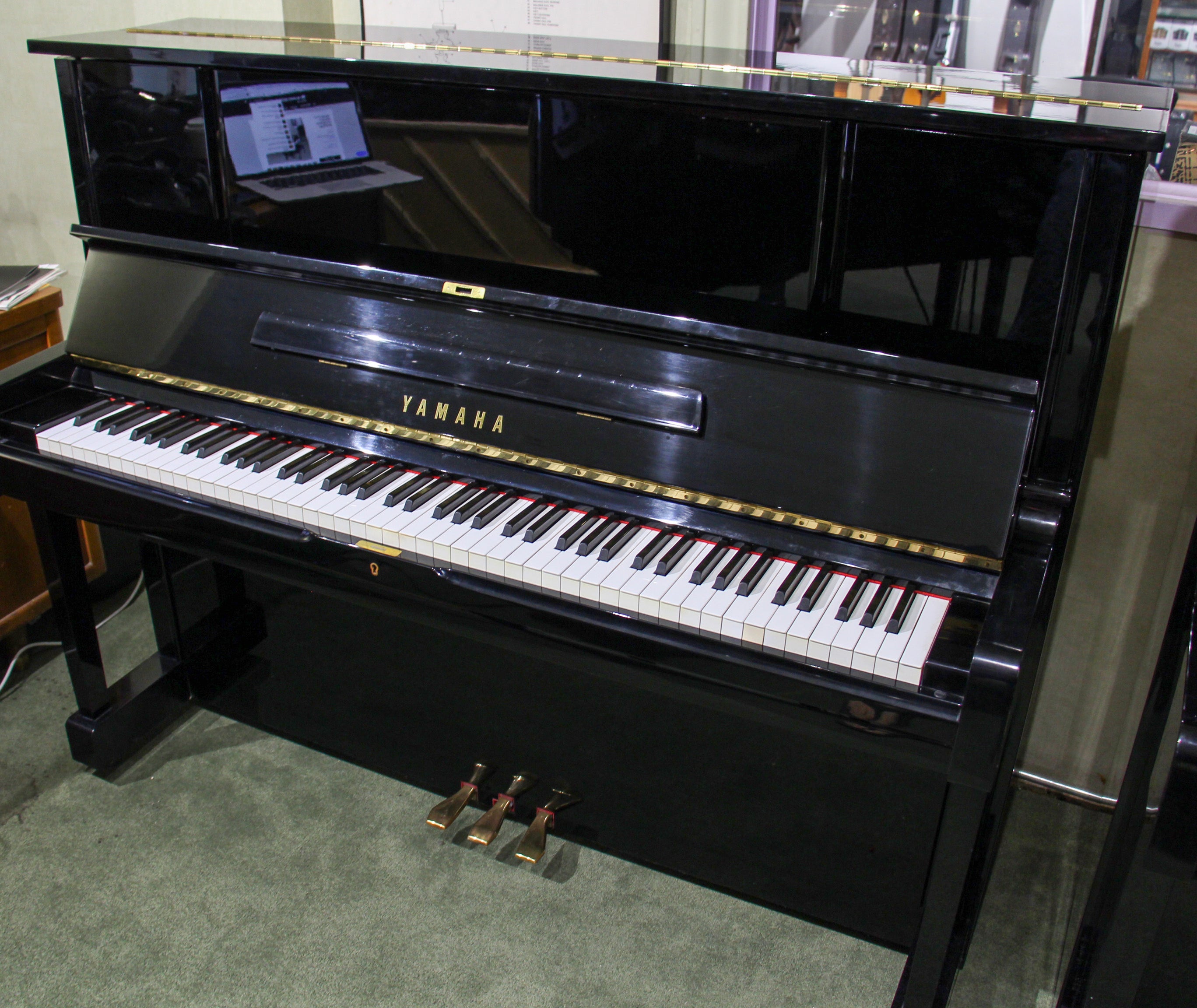 Yamaha UX1 PE Studio Upright PianoAlamo Music CenterYamahaUPRIGHT PIANOS