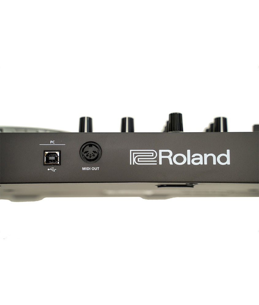 Pre-Owned Roland DJ-202 4-deck Serato DJ Controller with Drum ...