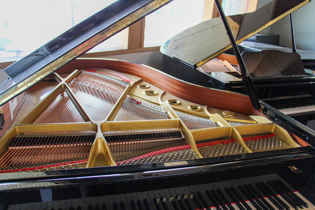 Yamaha C3 6'1" Grand Piano - Polished Ebony (1097)Alamo Music CenterYamahaGrand Pianos