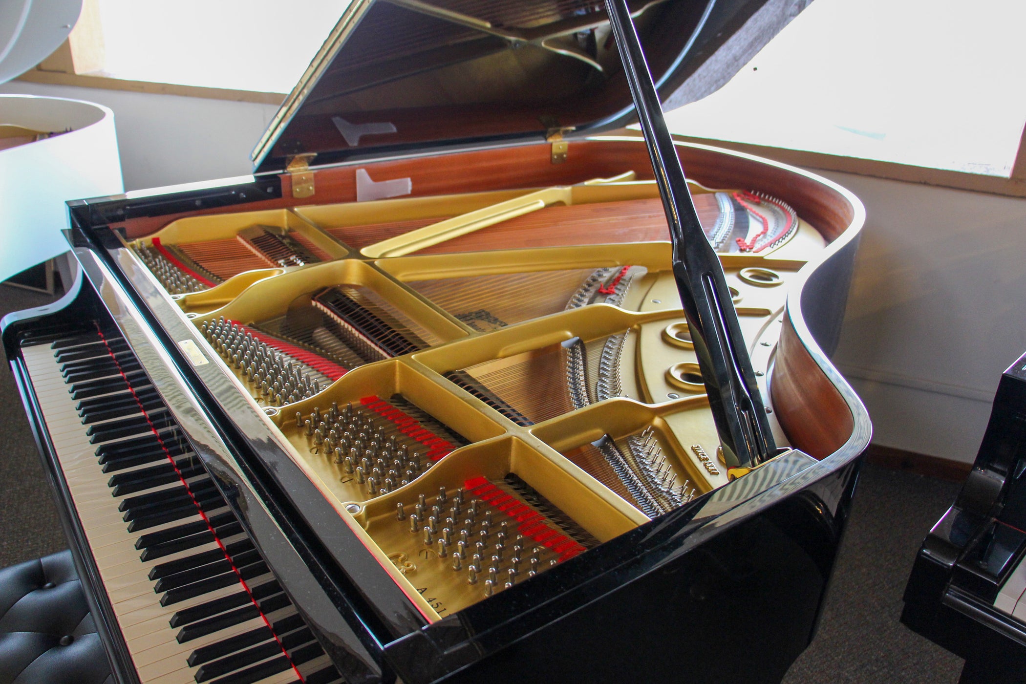 Yamaha C3 6'1" Grand Piano - Polished Ebony (1097)Alamo Music CenterYamahaGrand Pianos