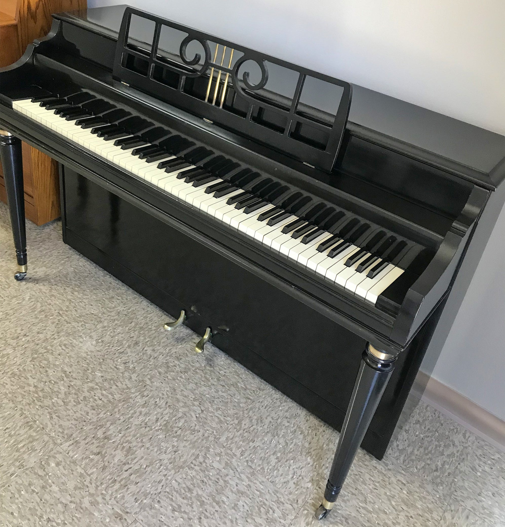 Gulbransen Spinet PianoAlamo Music CenterGulbransenUPRIGHT PIANOS