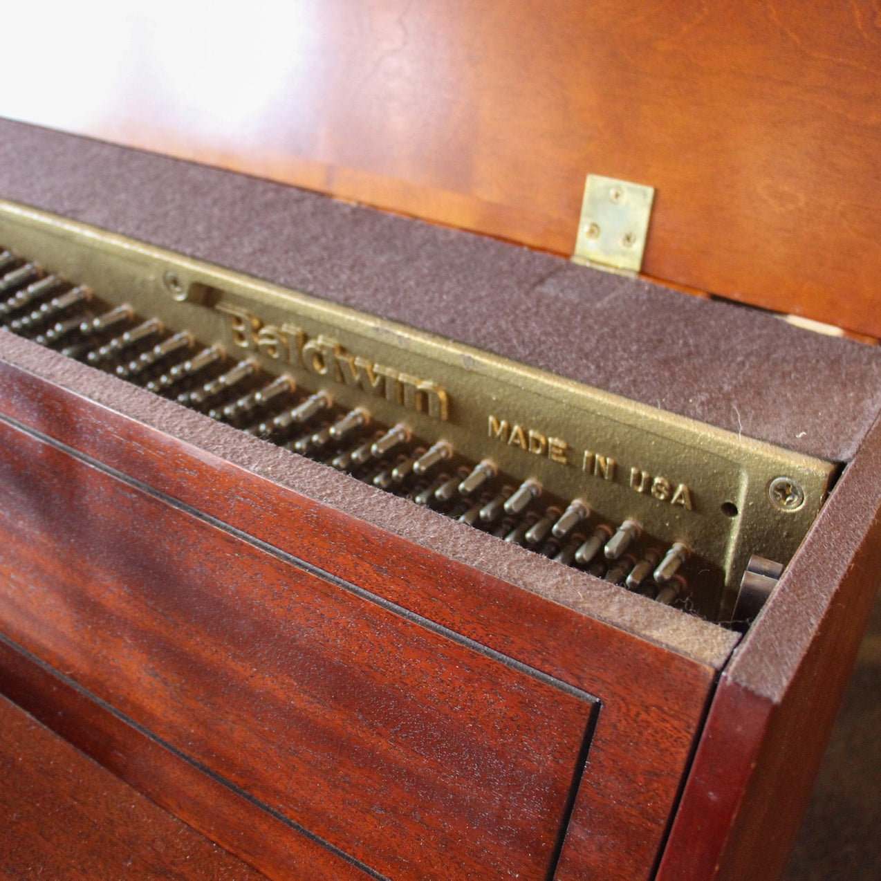 Baldwin 650CHY Cherry Console Upright PianoAlamo Music CenterBaldwinPianos