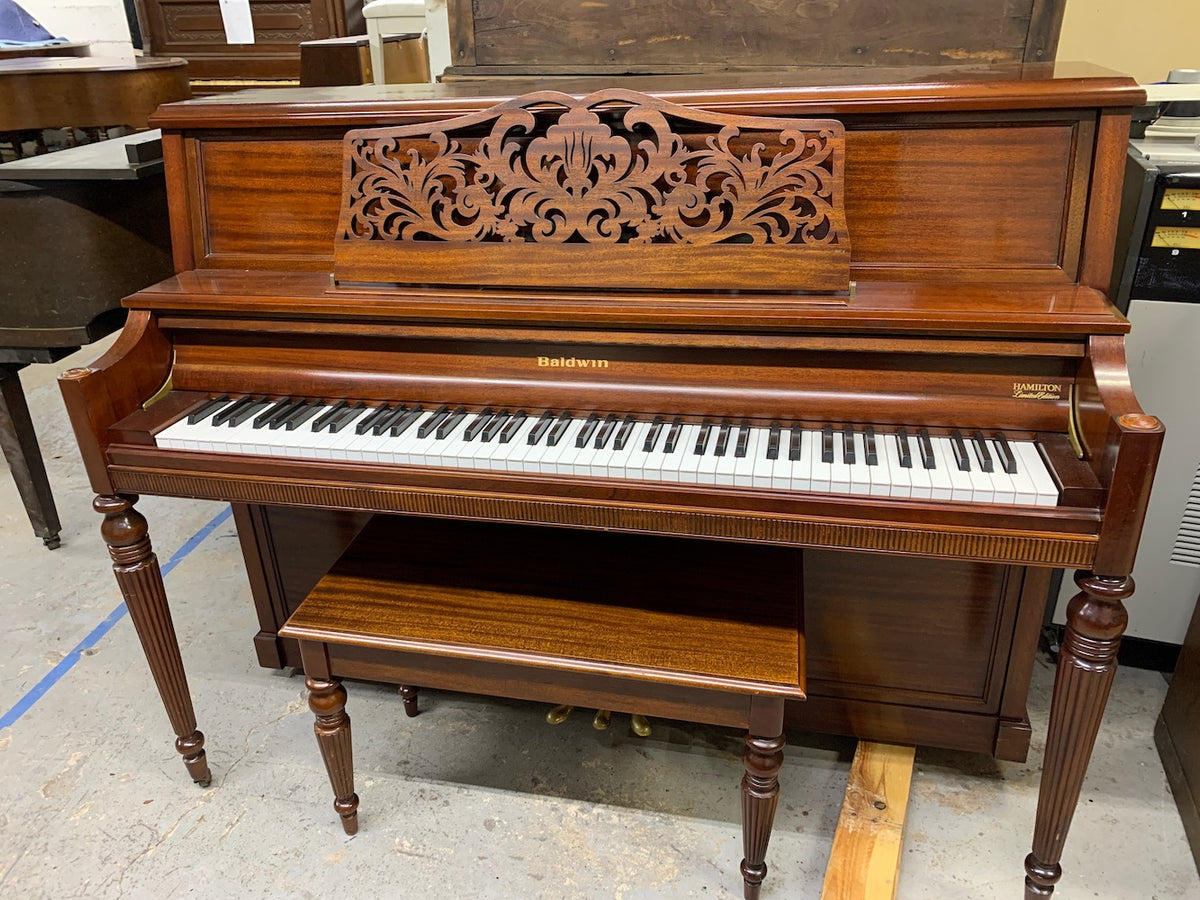 Pre-Owned Baldwin 5050A Cherry Console with benchAlamo Music ...